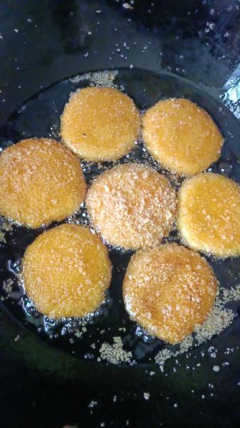 家常南瓜饼怎么做好吃又简单_南瓜饼不油炸做法-第1张图片-山城妙识