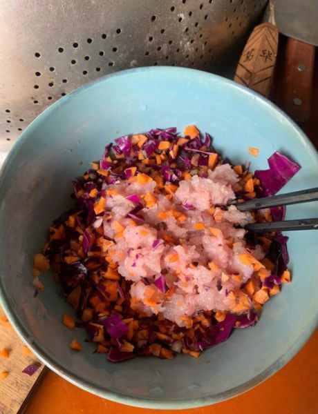 宝宝虾仁馄饨馅怎么做_虾仁馄饨馅怎么调才嫩-第2张图片-山城妙识