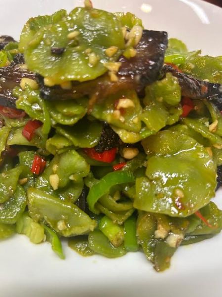 晒干的莴笋怎么炒好吃_干莴笋片炒肉做法-第2张图片-山城妙识