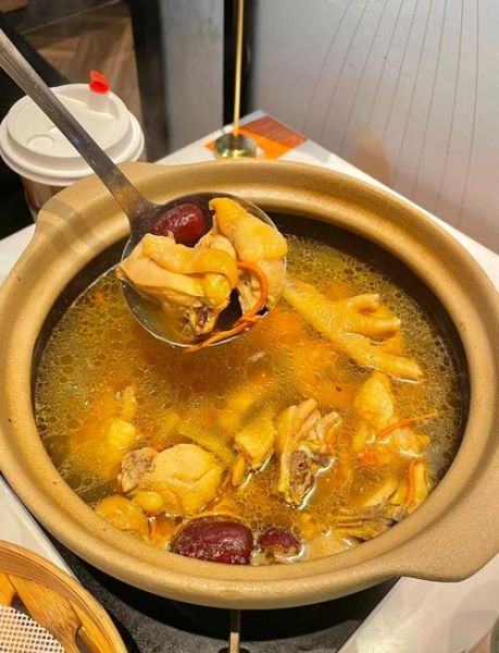 清蒸花雕鸡怎么做_清蒸花雕鸡用哪种花雕酒-第1张图片-山城妙识 清蒸花雕鸡怎么做_清蒸花雕鸡用哪种花雕酒-第1张图片-山城妙识