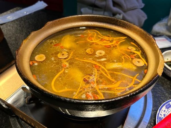 清蒸花雕鸡怎么做_清蒸花雕鸡用哪种花雕酒-第3张图片-山城妙识 清蒸花雕鸡怎么做_清蒸花雕鸡用哪种花雕酒-第3张图片-山城妙识