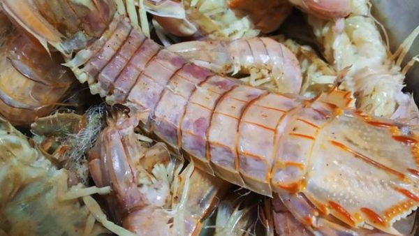 爬虾蒸多长时间_蒸爬虾的正确方法-第2张图片-山城妙识 爬虾蒸多长时间_蒸爬虾的正确方法-第2张图片-山城妙识