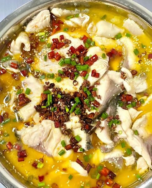 四川酸菜鱼怎么做才正宗_酸菜鱼用什么鱼最好吃-第1张图片-山城妙识