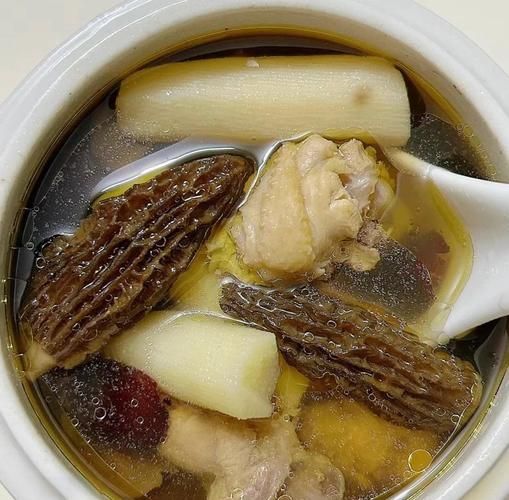 孕妇鸡汤怎么炖_孕妇鸡汤放什么食材-第2张图片-山城妙识