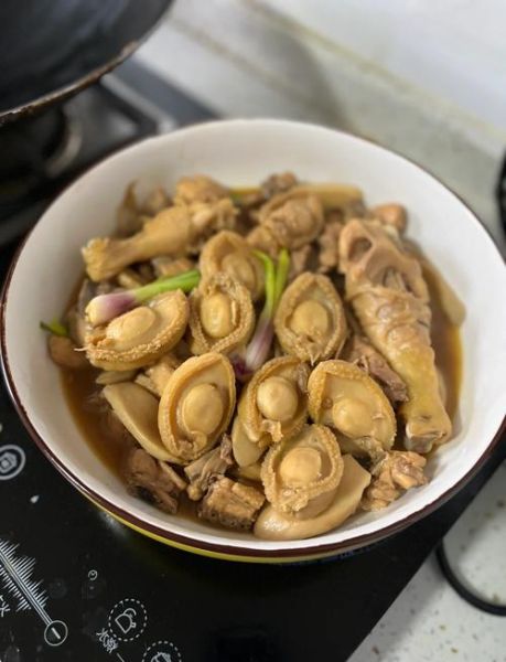 干鲍鱼和什么炖汤好_干鲍鱼炖汤最佳搭配-第1张图片-山城妙识