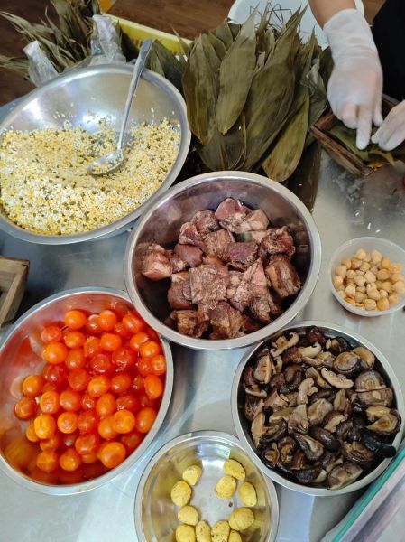 广东长粽子怎么包_长粽子的详细做法-第3张图片-山城妙识