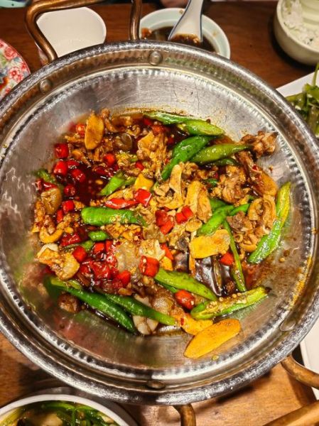 爆炒土鸡怎么做_爆炒土鸡的家常做法-第2张图片-山城妙识