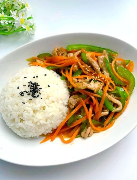 盖浇饭怎么做简单又好吃_家常盖浇饭做法大全-第1张图片-山城妙识 盖浇饭怎么做简单又好吃_家常盖浇饭做法大全-第1张图片-山城妙识