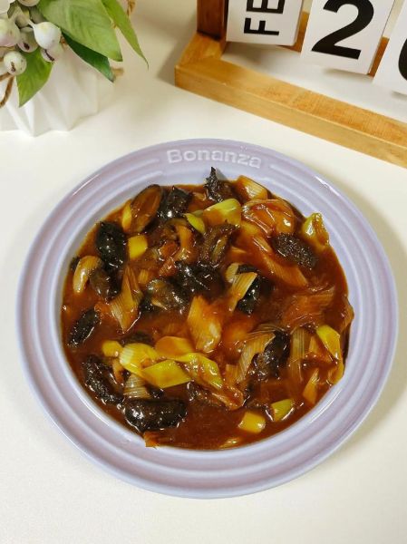 葱烧海参怎么做_葱烧海参家常做法-第1张图片-山城妙识