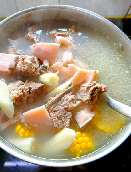 排骨怎么炖才好吃_排骨焯水用冷水还是热水-第1张图片-山城妙识