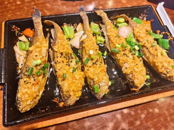 秋刀鱼怎么做好吃_秋刀鱼怎么吃最香-第2张图片-山城妙识