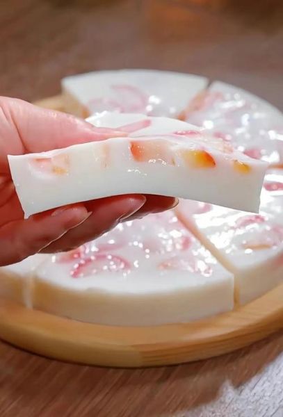 酸奶草莓布丁怎么做_布丁凝固技巧-第1张图片-山城妙识