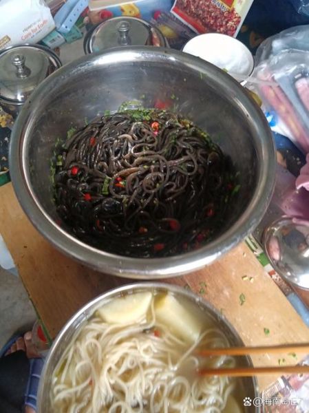 蕨根粉用冷水泡还是热水_蕨根粉怎么泡发最快-第1张图片-山城妙识