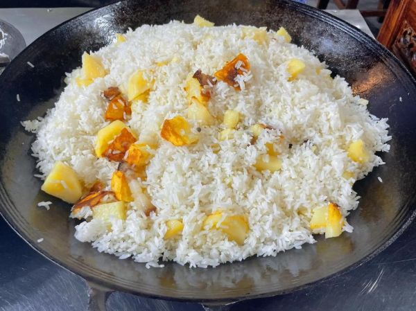 洋芋饭怎么做_洋芋饭用哪种米最好-第2张图片-山城妙识