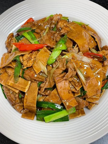 豆腐干炒肉怎么做好吃_豆腐干炒肉的家常做法-第2张图片-山城妙识