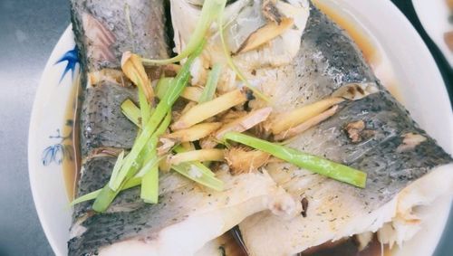 清蒸草鱼蒸多长时间_清蒸草鱼几分钟能熟-第1张图片-山城妙识