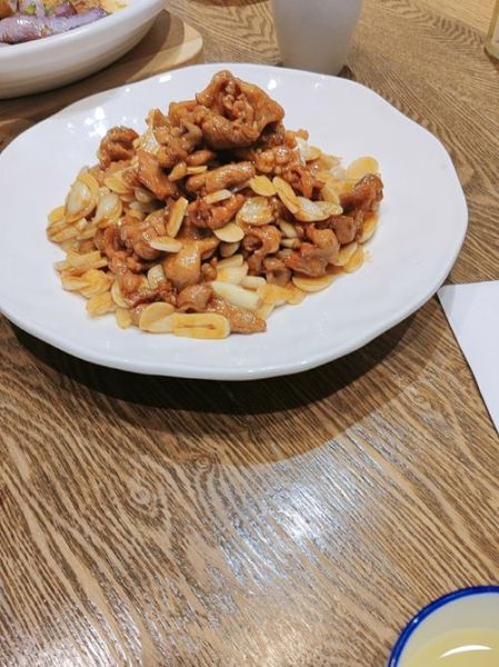 蒜爆羊肉最正宗的做法_为什么蒜爆羊肉要先爆蒜-第2张图片-山城妙识