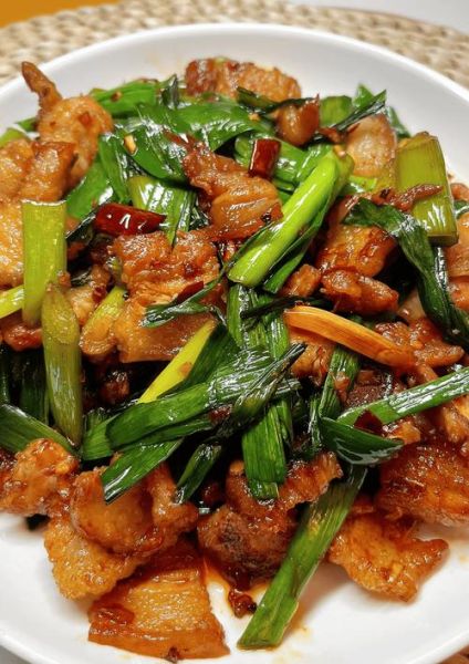 五花肉怎么炒才嫩_五花肉炒好吃秘诀-第1张图片-山城妙识