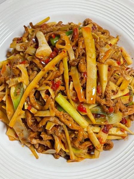 笋丝炒肉怎么炒才嫩_笋丝炒肉窍门-第3张图片-山城妙识