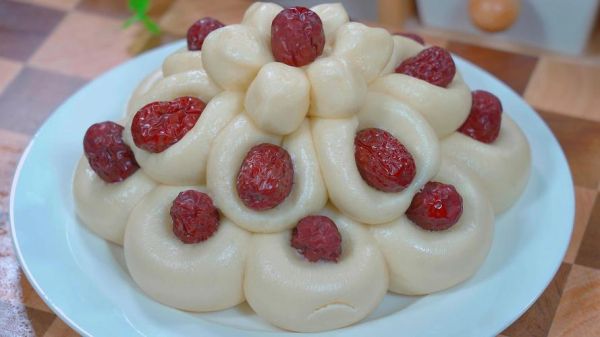 枣馍馍的简单做法_蒸多久才松软-第2张图片-山城妙识 枣馍馍的简单做法_蒸多久才松软-第2张图片-山城妙识