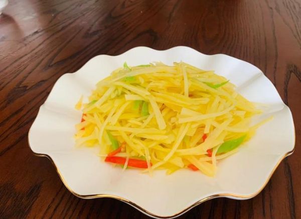 醋溜土豆丝怎么做才脆_土豆丝怎么炒不粘锅-第1张图片-山城妙识 醋溜土豆丝怎么做才脆_土豆丝怎么炒不粘锅-第1张图片-山城妙识