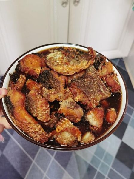 炸鱼再蒸怎么做_炸鱼蒸多久才入味-第1张图片-山城妙识 炸鱼再蒸怎么做_炸鱼蒸多久才入味-第1张图片-山城妙识