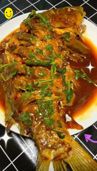 家炖鲤鱼怎么做好吃_鲤鱼去腥技巧-第3张图片-山城妙识