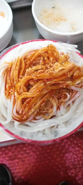 米皮怎么炒好吃又简单_米皮炒多久才入味-第1张图片-山城妙识 米皮怎么炒好吃又简单_米皮炒多久才入味-第1张图片-山城妙识