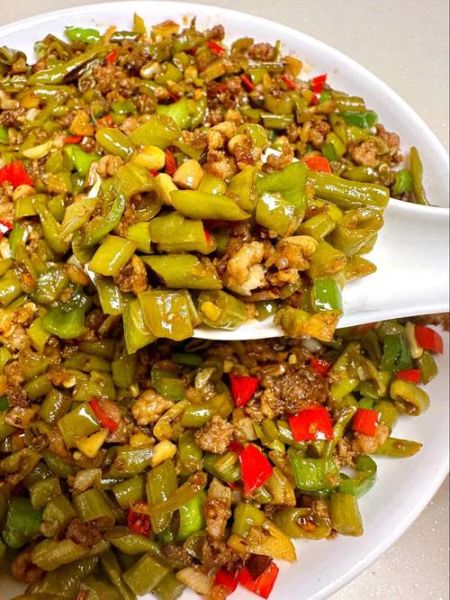 泡豇豆炒肉怎么炒好吃_泡豇豆炒肉的做法大全-第2张图片-山城妙识 泡豇豆炒肉怎么炒好吃_泡豇豆炒肉的做法大全-第2张图片-山城妙识