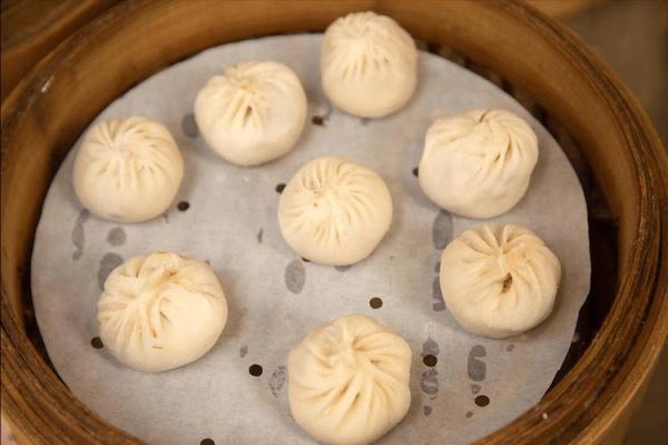 小笼包子怎么和面_小笼包子发面全过程-第3张图片-山城妙识