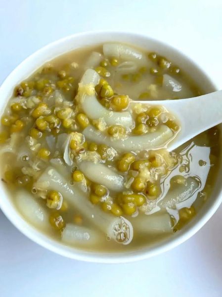 广东薯粉流糖水怎么做_正宗做法步骤-第1张图片-山城妙识