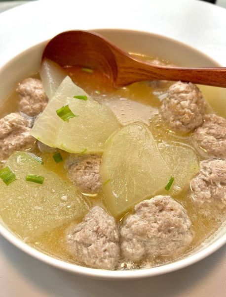 冬瓜烧肉丸子怎么做_冬瓜肉丸汤的家常做法-第1张图片-山城妙识 冬瓜烧肉丸子怎么做_冬瓜肉丸汤的家常做法-第1张图片-山城妙识