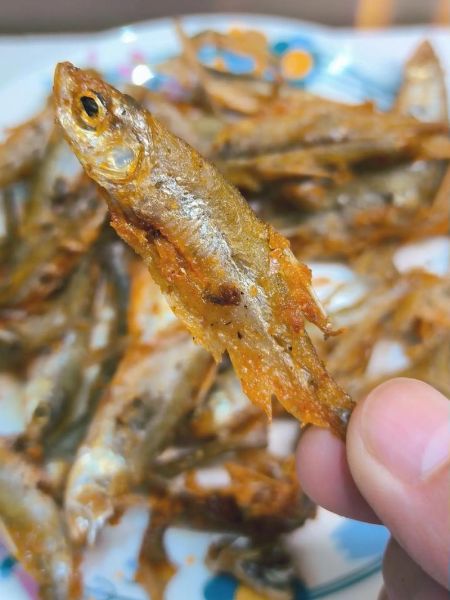 油炸小鱼怎么做才酥脆_炸小鱼用什么粉最好-第3张图片-山城妙识