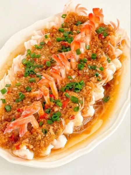 蒜蓉粉丝蒸大虾怎么做_蒜蓉粉丝蒸大虾蒸几分钟-第2张图片-山城妙识