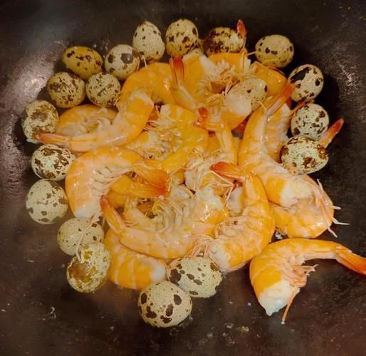 盐焗大虾怎么做_盐焗大虾用粗盐还是细盐-第3张图片-山城妙识 盐焗大虾怎么做_盐焗大虾用粗盐还是细盐-第3张图片-山城妙识