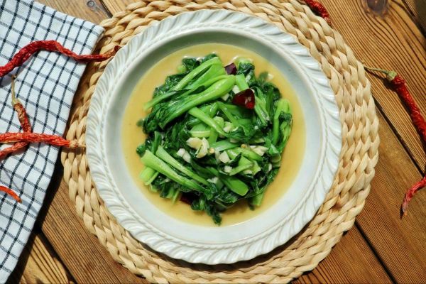 炒鸡毛菜怎么做_鸡毛菜怎么炒才脆嫩-第2张图片-山城妙识