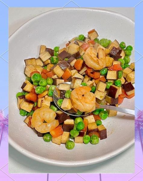 青豆炒虾仁怎么做好吃_青豆炒虾仁需要焯水吗-第3张图片-山城妙识