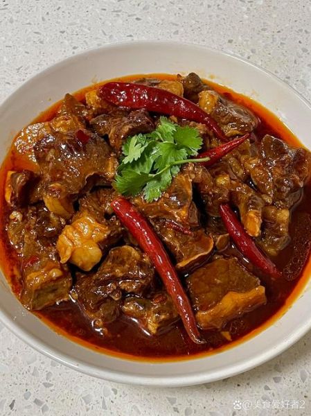 红烧牛腩怎么做好吃_牛腩炖多久才软烂-第1张图片-山城妙识