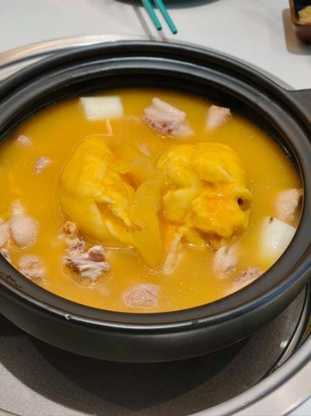 榴莲炖鸡可以放香菇吗_榴莲炖鸡加香菇好吃吗-第2张图片-山城妙识