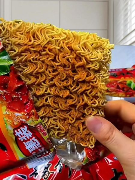 中国十大好吃方便面有哪些_哪款最辣最香-第3张图片-山城妙识