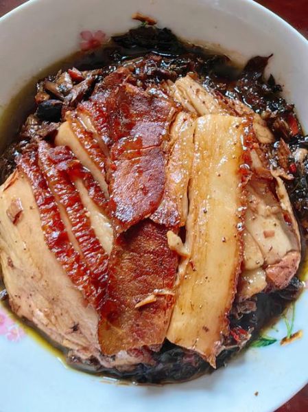 梅干菜扣肉怎么做_梅干菜扣肉蒸多久才软烂-第3张图片-山城妙识