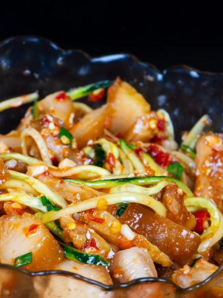 猪肉皮怎么做好吃又软_猪肉皮软烂不腥的做法-第3张图片-山城妙识 猪肉皮怎么做好吃又软_猪肉皮软烂不腥的做法-第3张图片-山城妙识