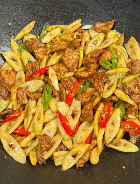 竹笋焖肉怎么做_竹笋焖肉的家常做法-第1张图片-山城妙识 竹笋焖肉怎么做_竹笋焖肉的家常做法-第1张图片-山城妙识