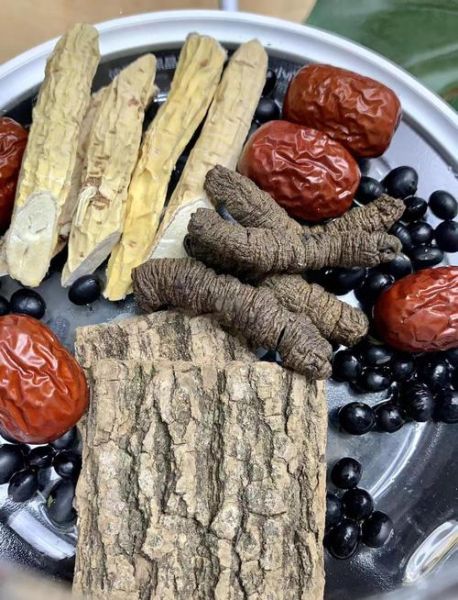 杜仲巴戟猪腰汤的危害_什么人不能喝-第1张图片-山城妙识 杜仲巴戟猪腰汤的危害_什么人不能喝-第1张图片-山城妙识