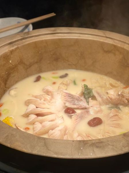 蒸汽石锅鱼加盟多少钱_蒸汽石锅鱼加盟靠谱吗-第2张图片-山城妙识