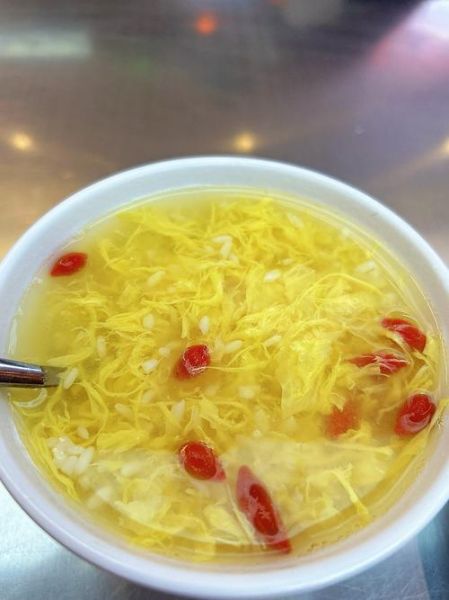 醪糟冲蛋的做法_醪糟冲蛋的功效与禁忌-第1张图片-山城妙识 醪糟冲蛋的做法_醪糟冲蛋的功效与禁忌-第1张图片-山城妙识