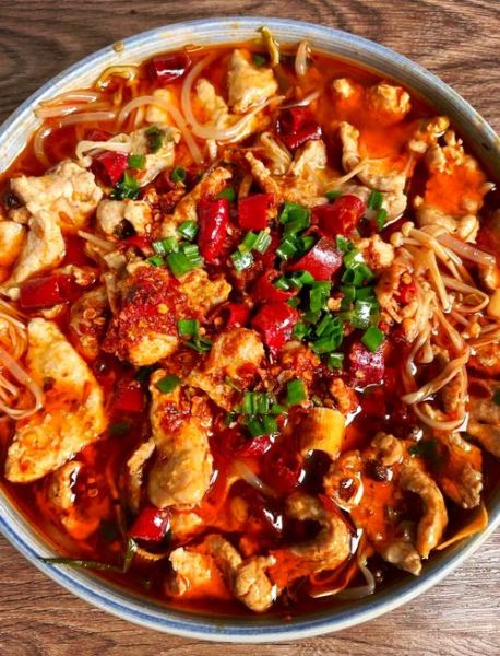 四川麻辣水煮肉片怎么做_水煮肉片为什么嫩滑不柴-第1张图片-山城妙识