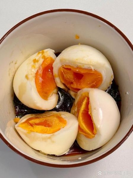 水煮鸡蛋怎么做好吃_水煮蛋不裂的技巧-第2张图片-山城妙识