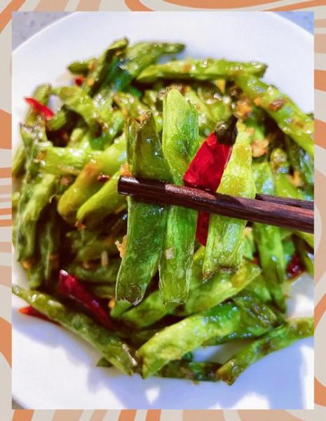 川味爆炒四季豆怎么做_四季豆焯水还是直接炒-第3张图片-山城妙识