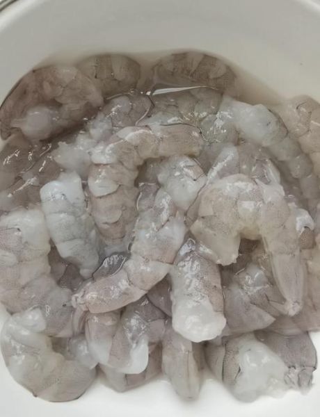怎样炸虾仁好吃又脆_炸虾仁酥脆秘诀-第1张图片-山城妙识